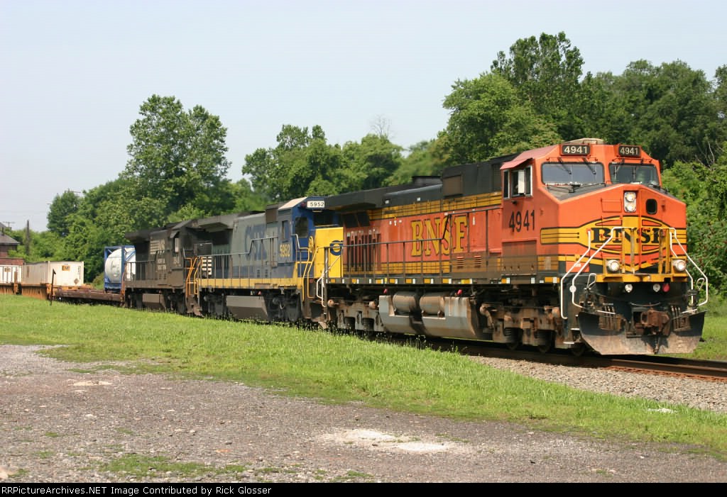 Eastbound NS i-14 @ 1122 hrs.